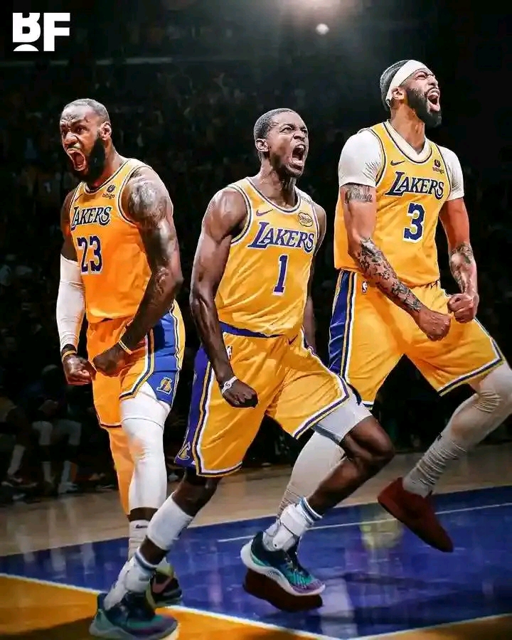 CONGRATULATIONS; Jeremiyah Love Wins Prestigious Davey O Brien Award ...